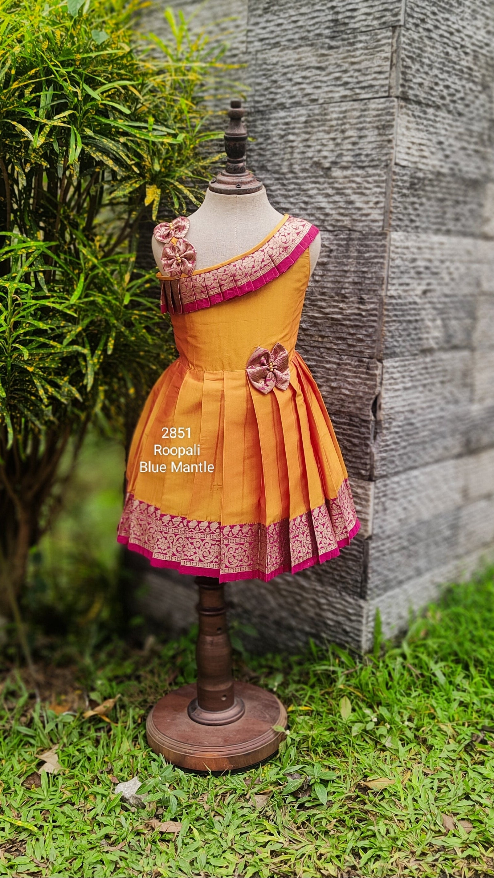 2851 : Roopali Frock-Ready to Dispatch – Blue Mantle Store